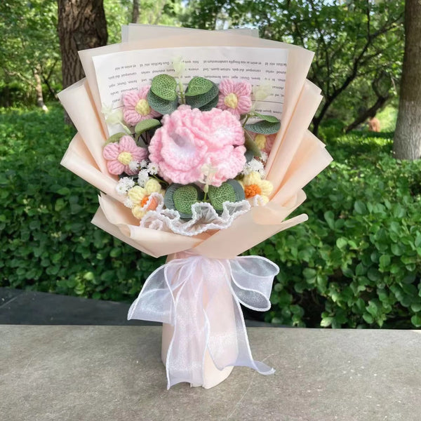 "Carnal Love" - Carnation Crochet Bouquet w/ Mix – Crochet Bouquets ...